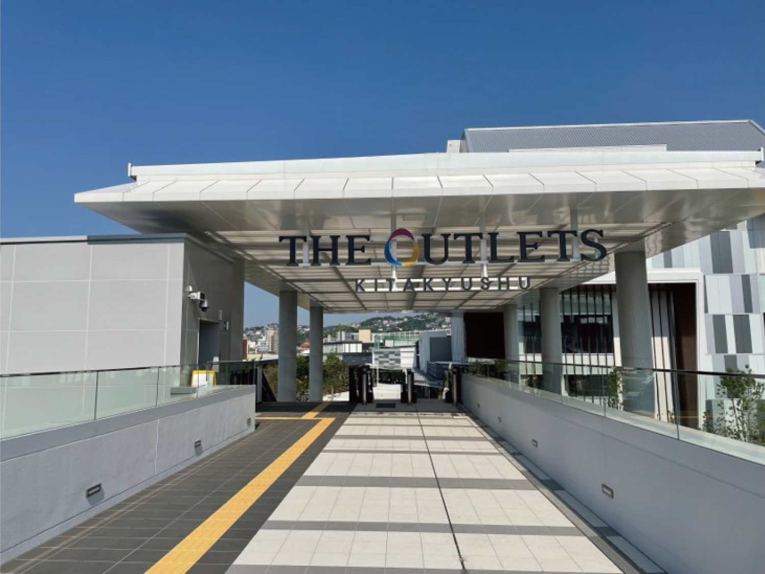THE OUTLETS KITAKYUSHU Official Website One Of The Largest Outlet